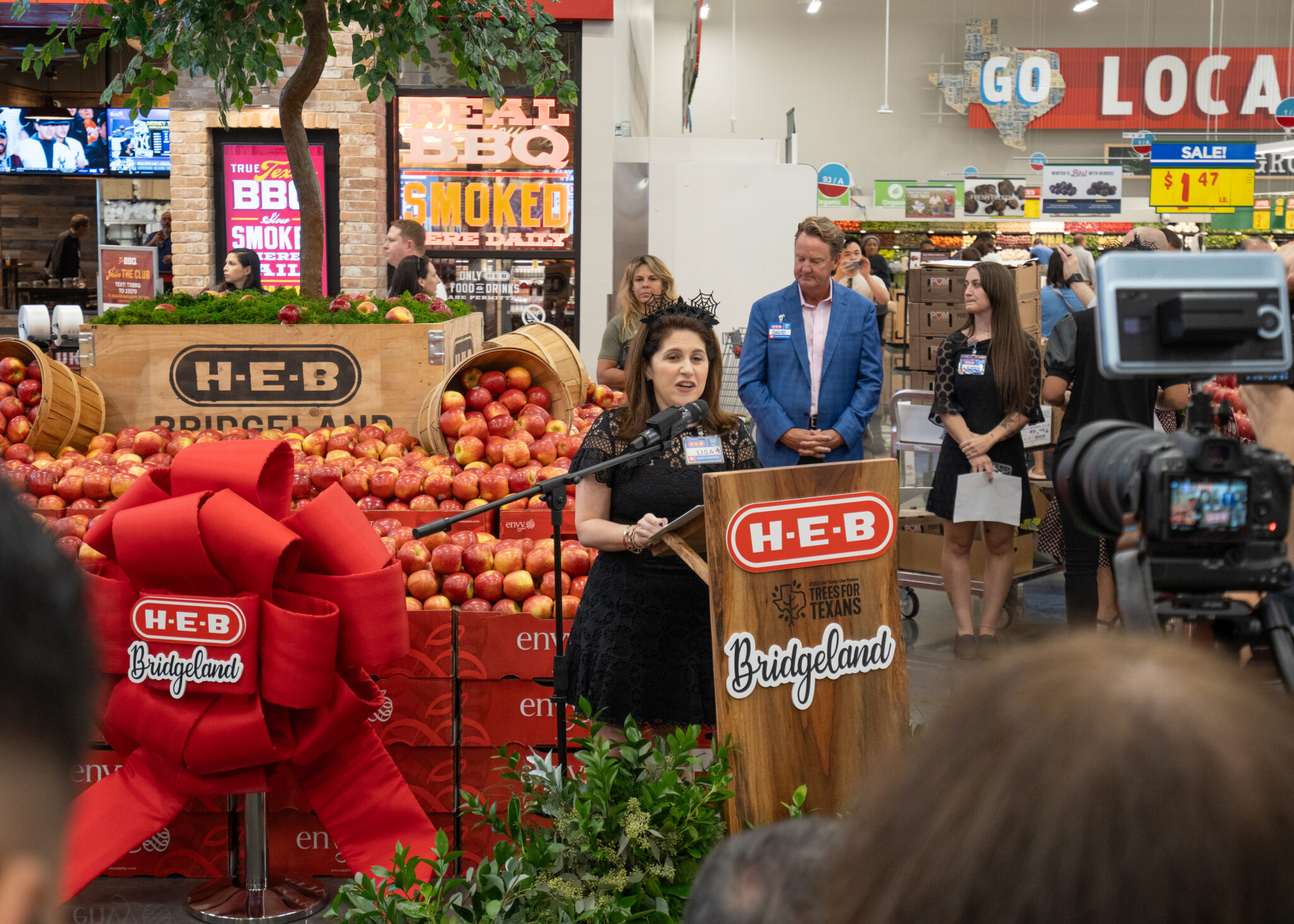H-E-B Bridgeland opened today, October 30th in Cypress - Hello Cypress