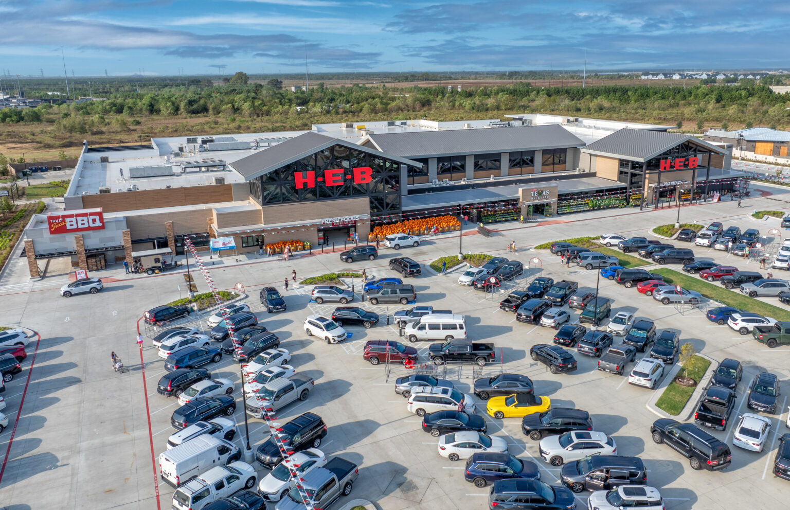 H-E-B Bridgeland opened today, October 30th in Cypress - Hello Cypress