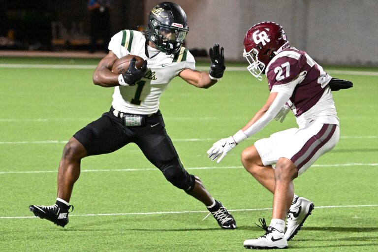 Cy Falls, Cy Ranch football teams advance to Class 6A region semifinal ...